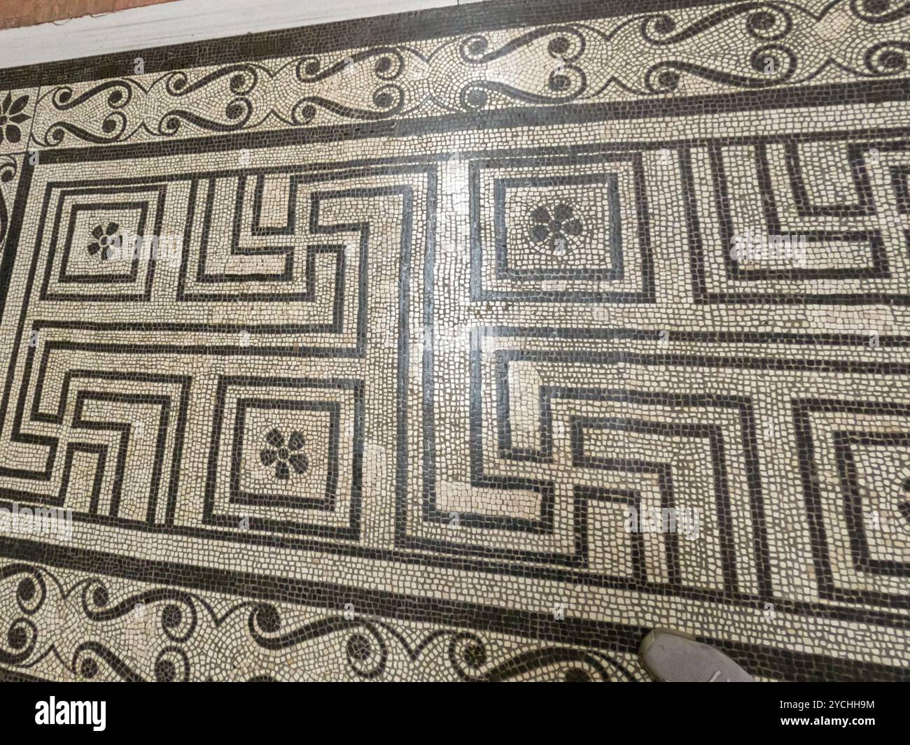 Ancient Roman mosaic tile pattern, vintage background of floor mosaic ...