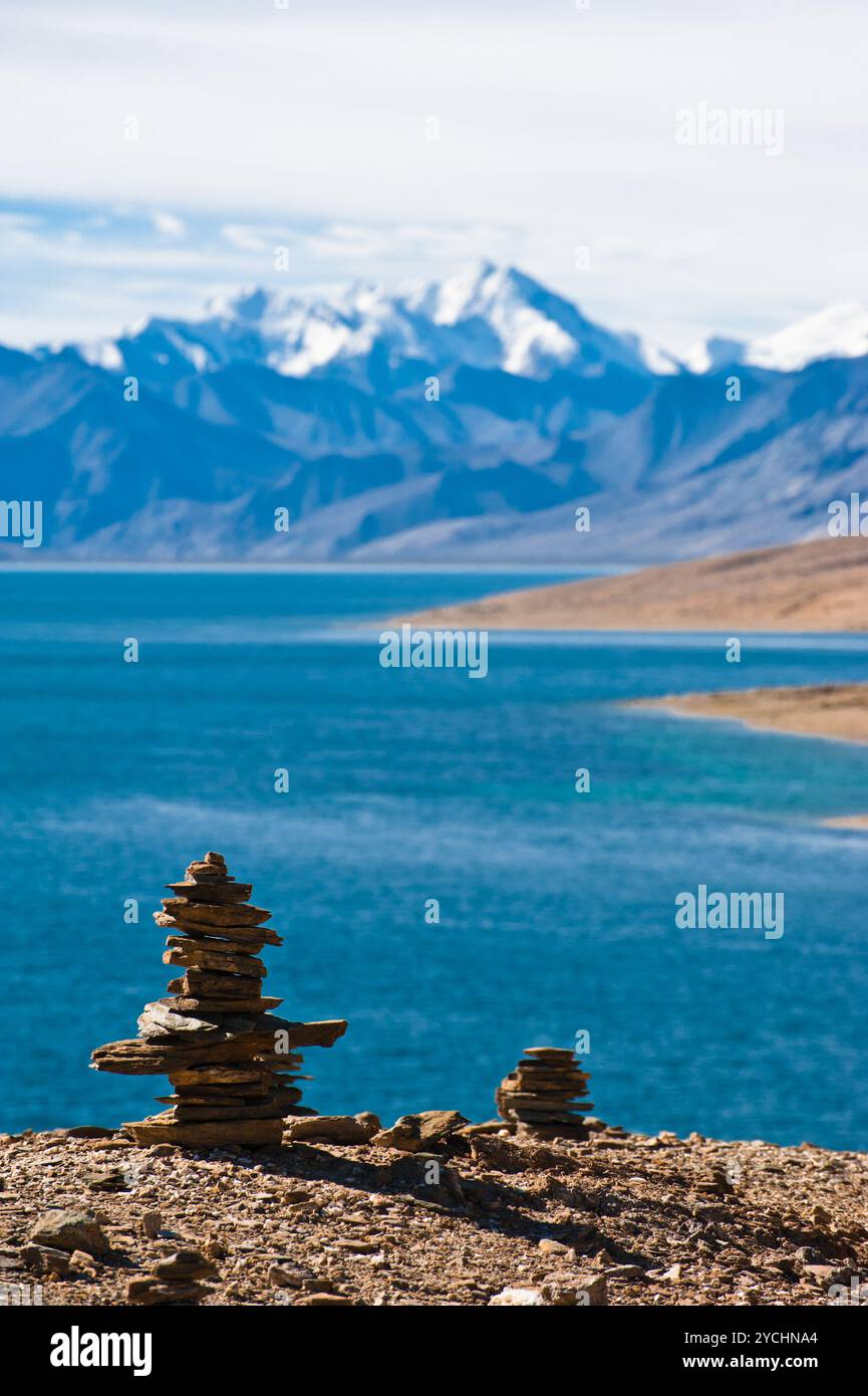Buddhist stone pyramid at morning Tso Moriri Lake Stock Photo - Alamy