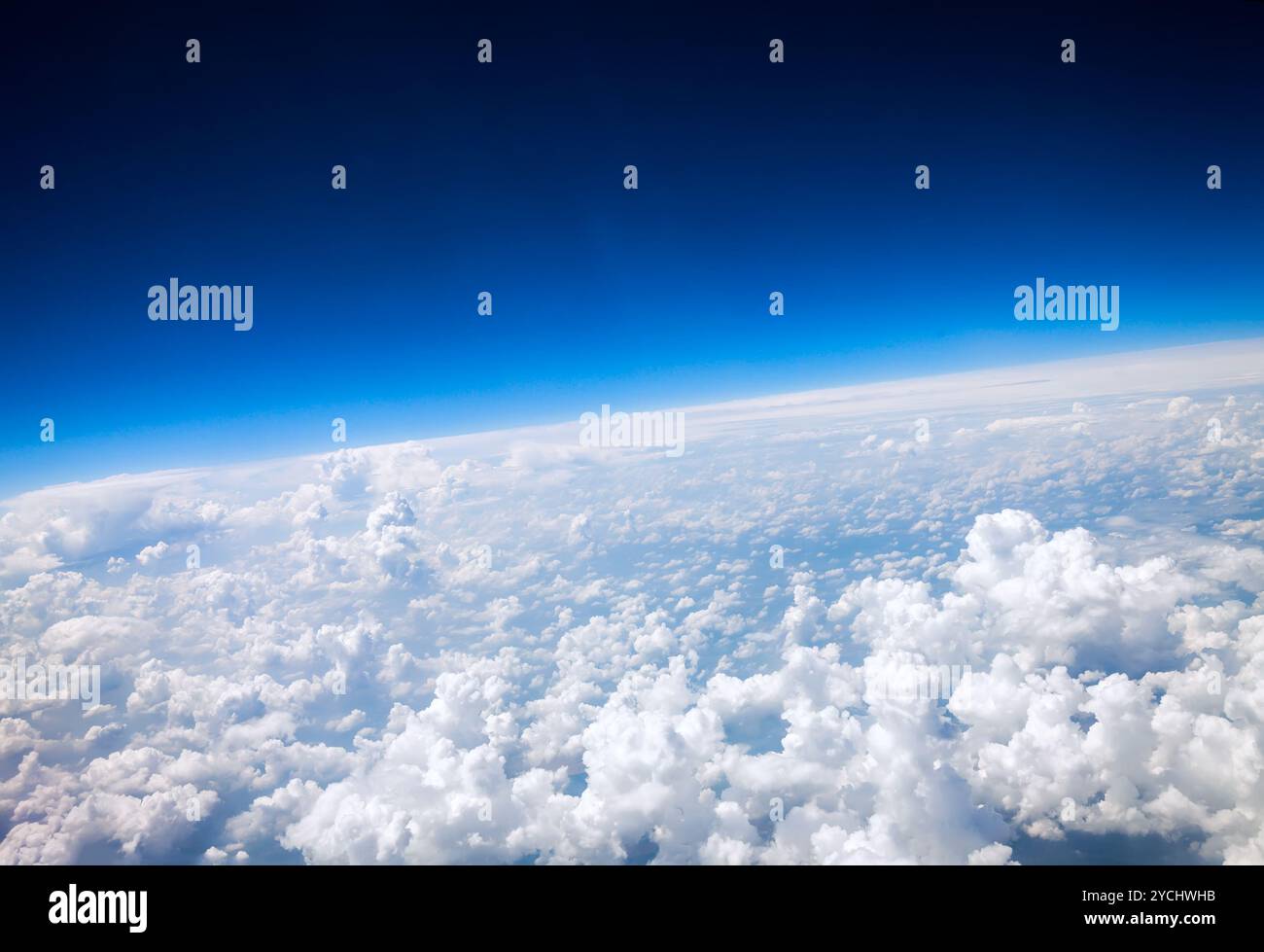 Horizon over earth hi-res stock photography and images - Alamy