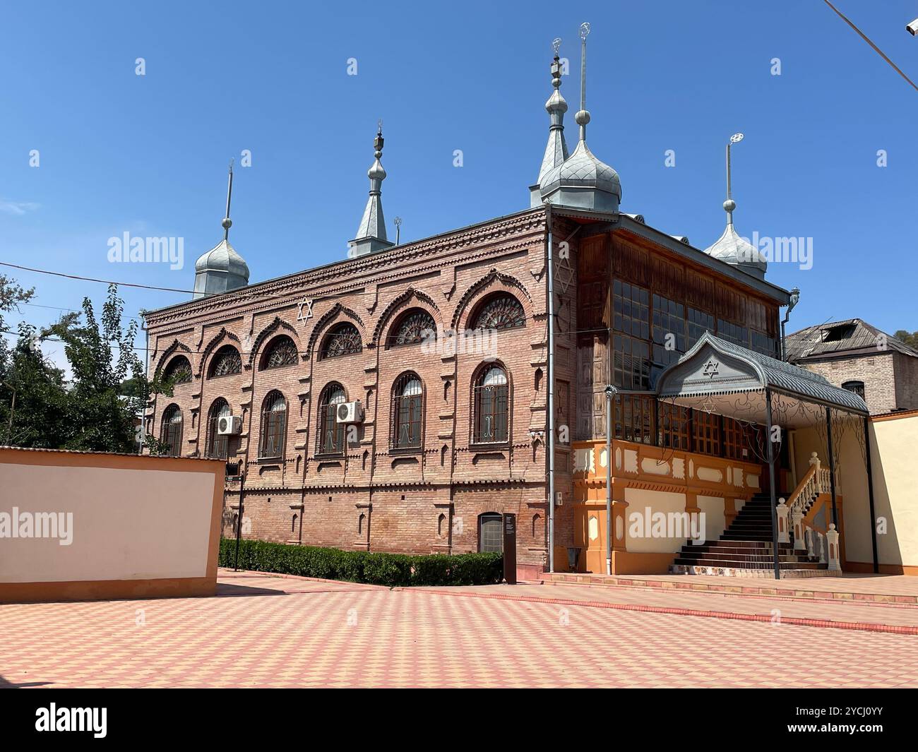 Grand Synagogue, Red Village, Azerbaijan Stock Photo - Alamy
