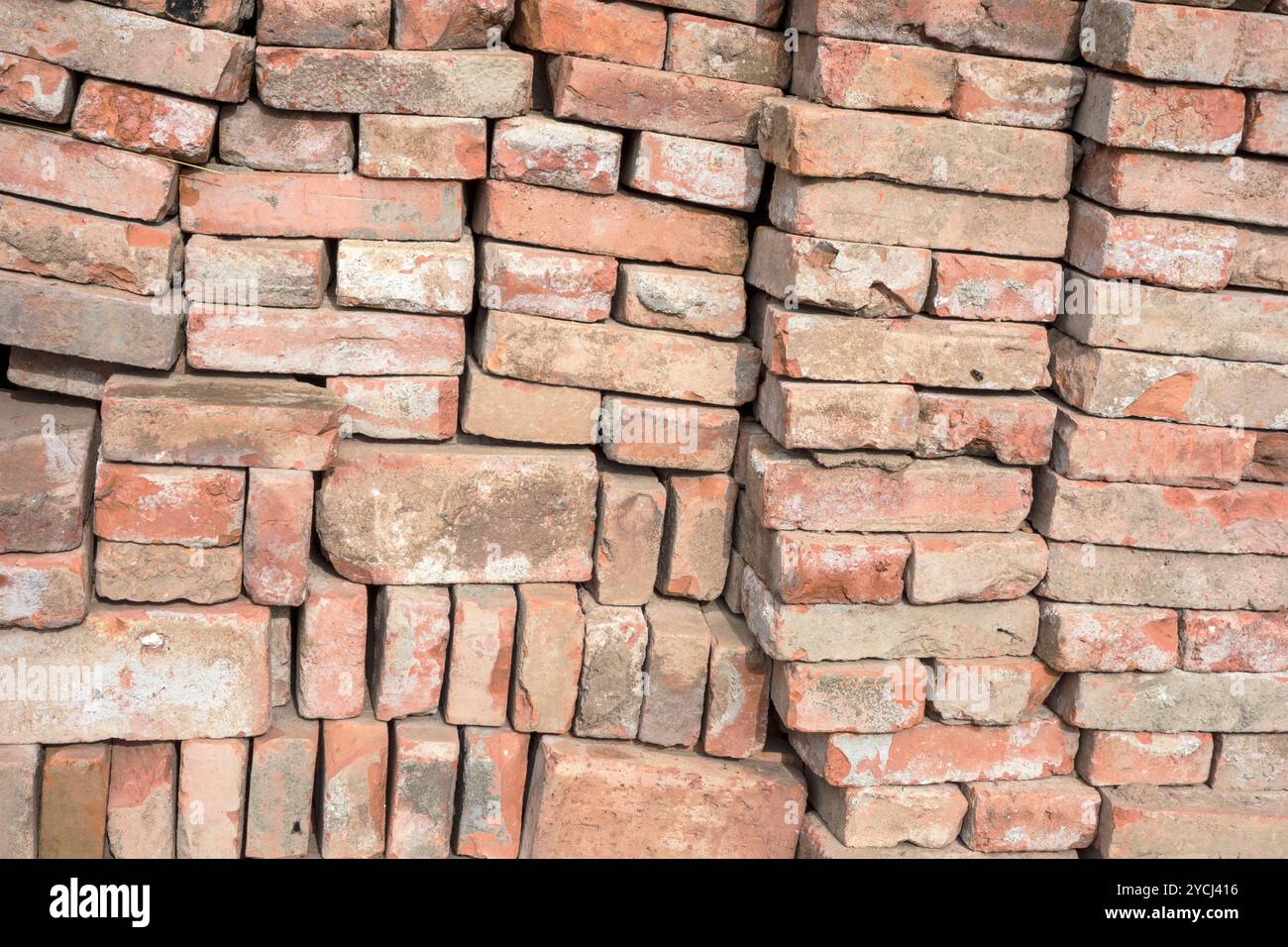 Weathered stone bricks hi-res stock photography and images - Alamy