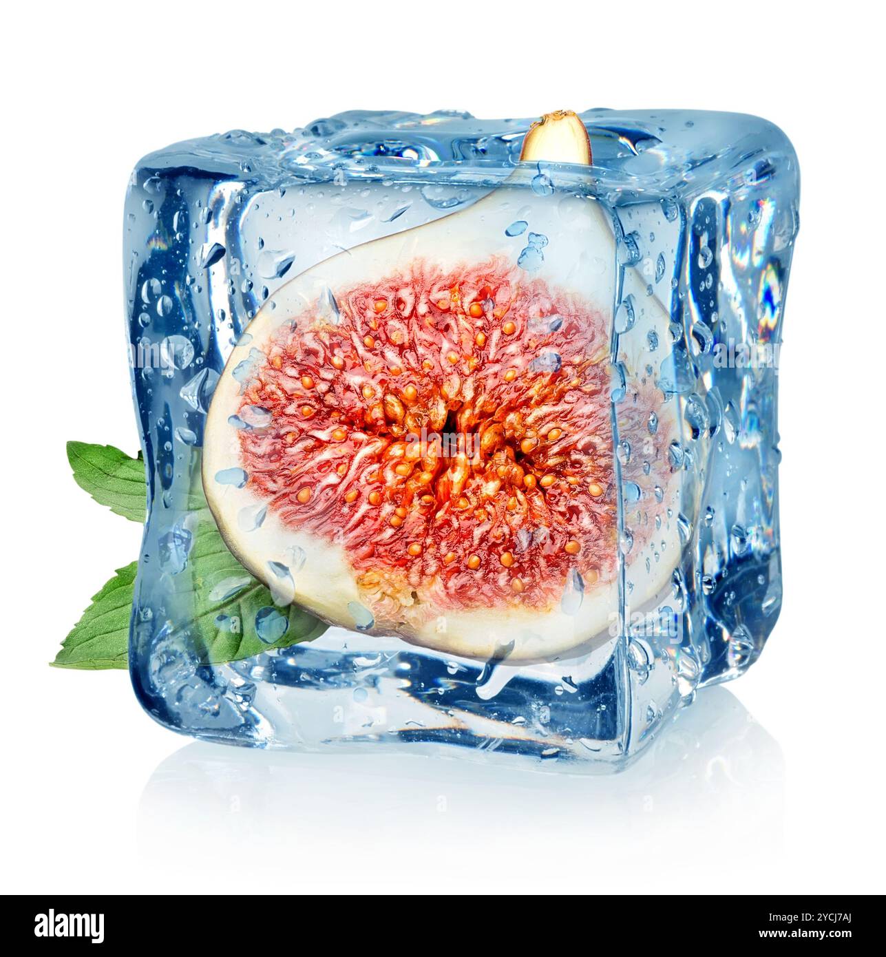 Wet figs hi-res stock photography and images - Alamy