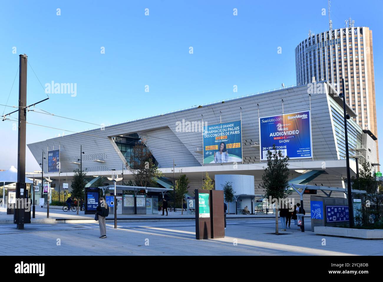 Palais des Congrès - Porte Maillot, Paris - France Stock Photo - Alamy