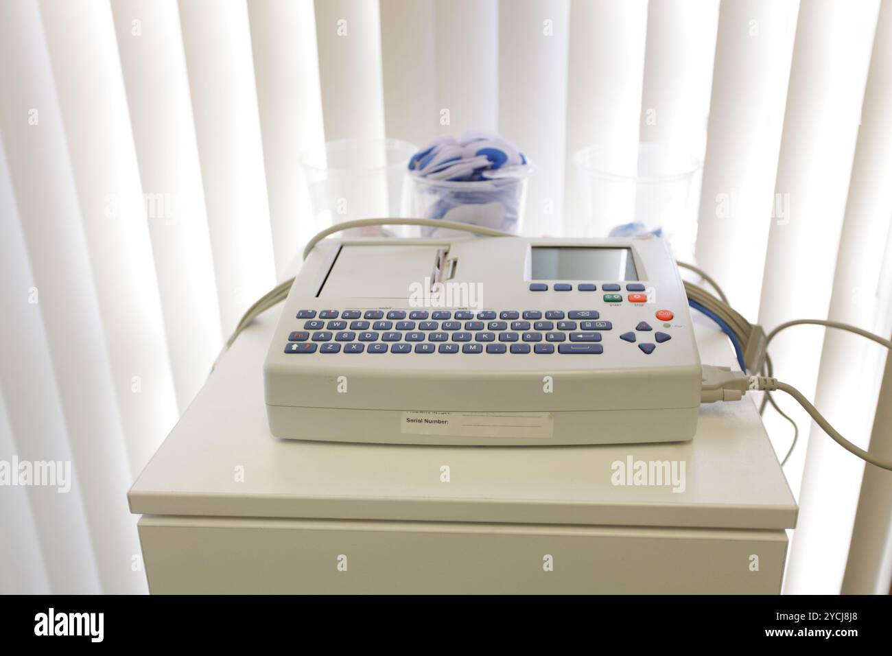 Chest electrodes hi-res stock photography and images - Alamy