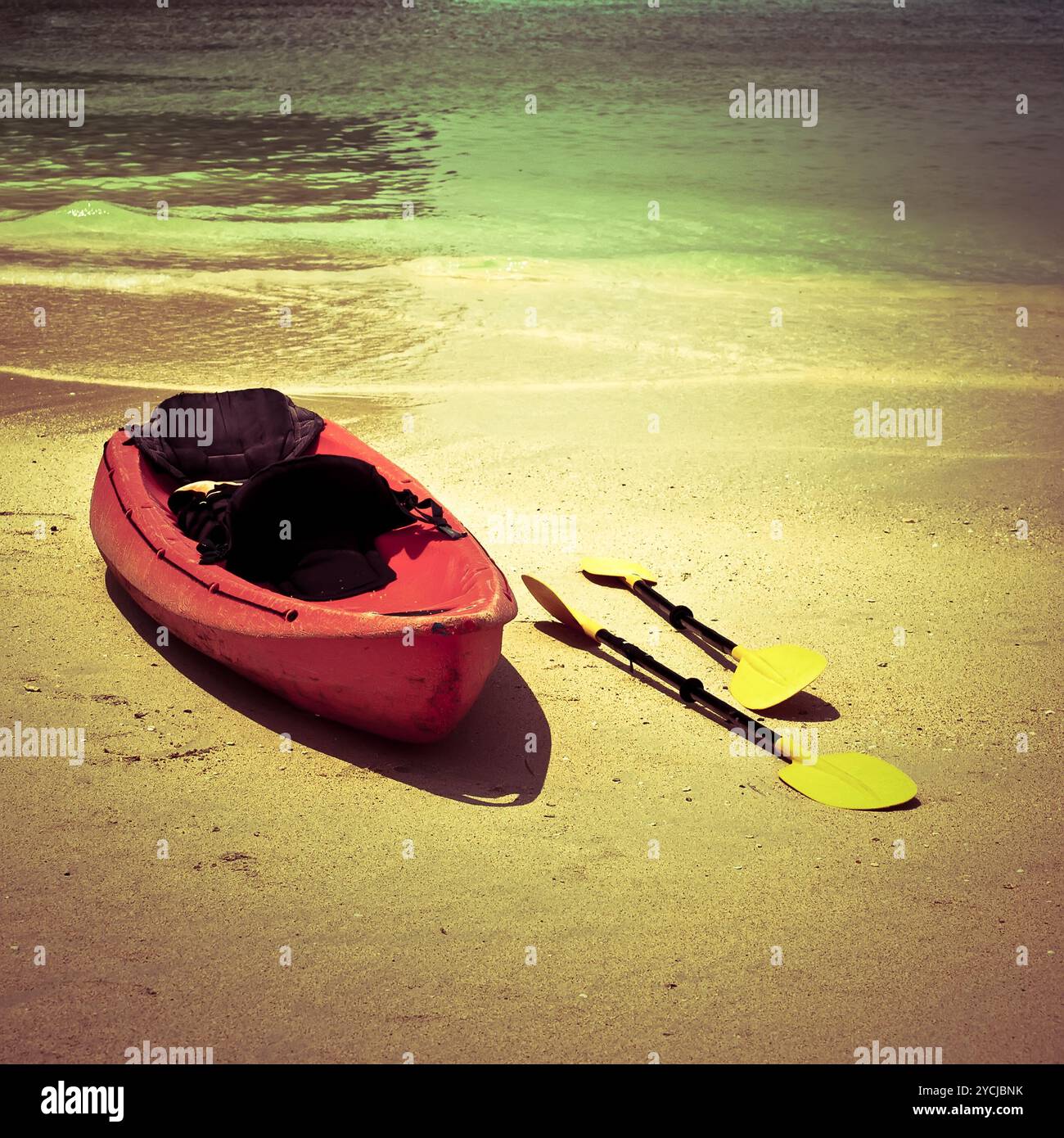 Canoe pacific ocean hi-res stock photography and images - Alamy