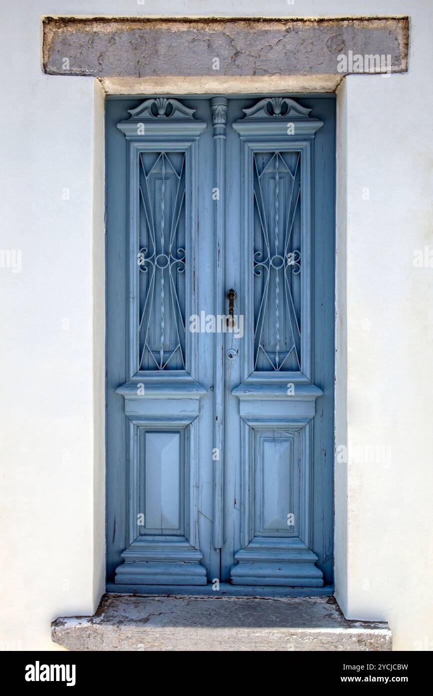 Old pattern door Stock Photo - Alamy