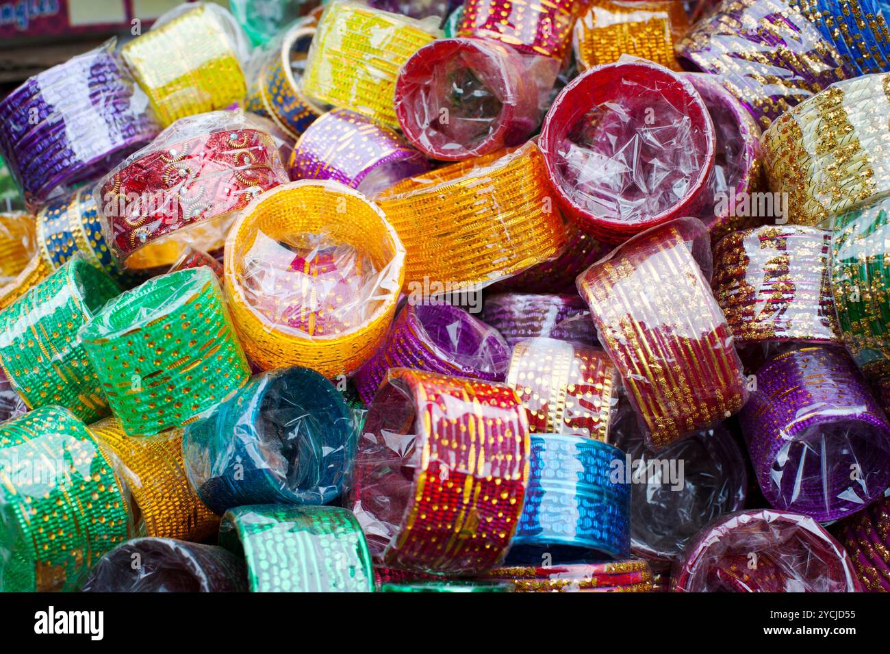 Indian wedding bangles hi-res stock photography and images - Alamy