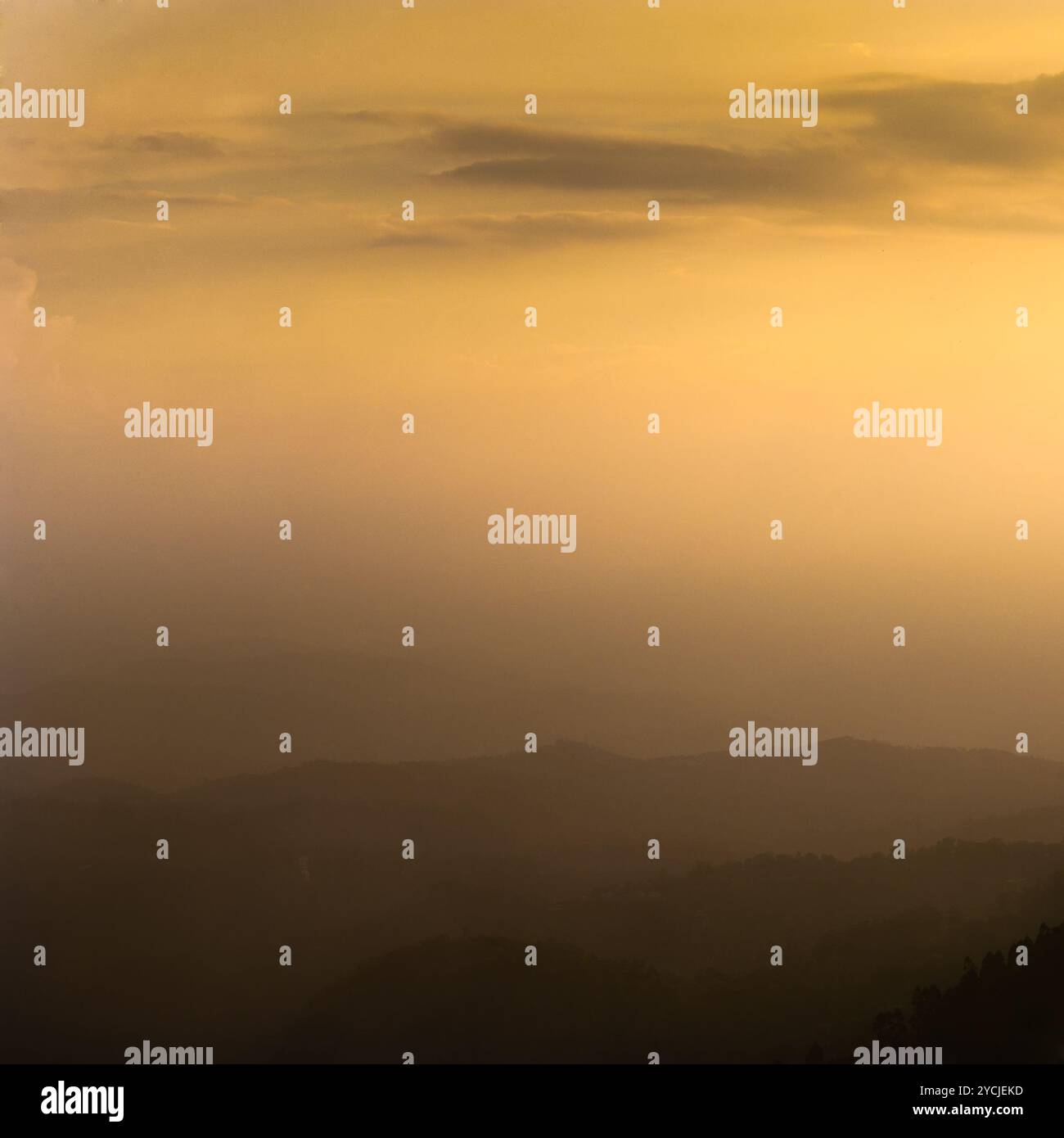 Beautiful sky colors hi-res stock photography and images - Alamy