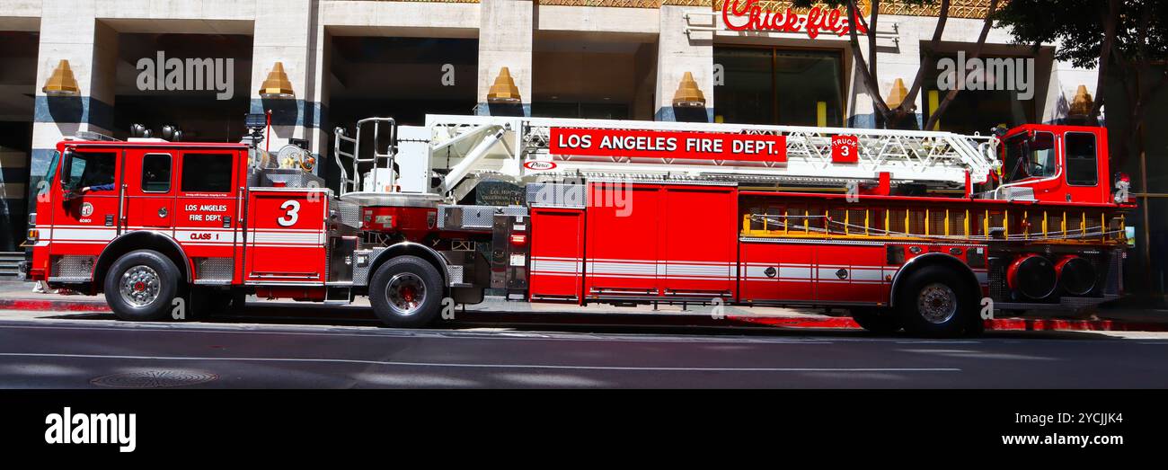 La City Fire Tiller Truck San Diego (CA) Fire Rescue Department Adds
