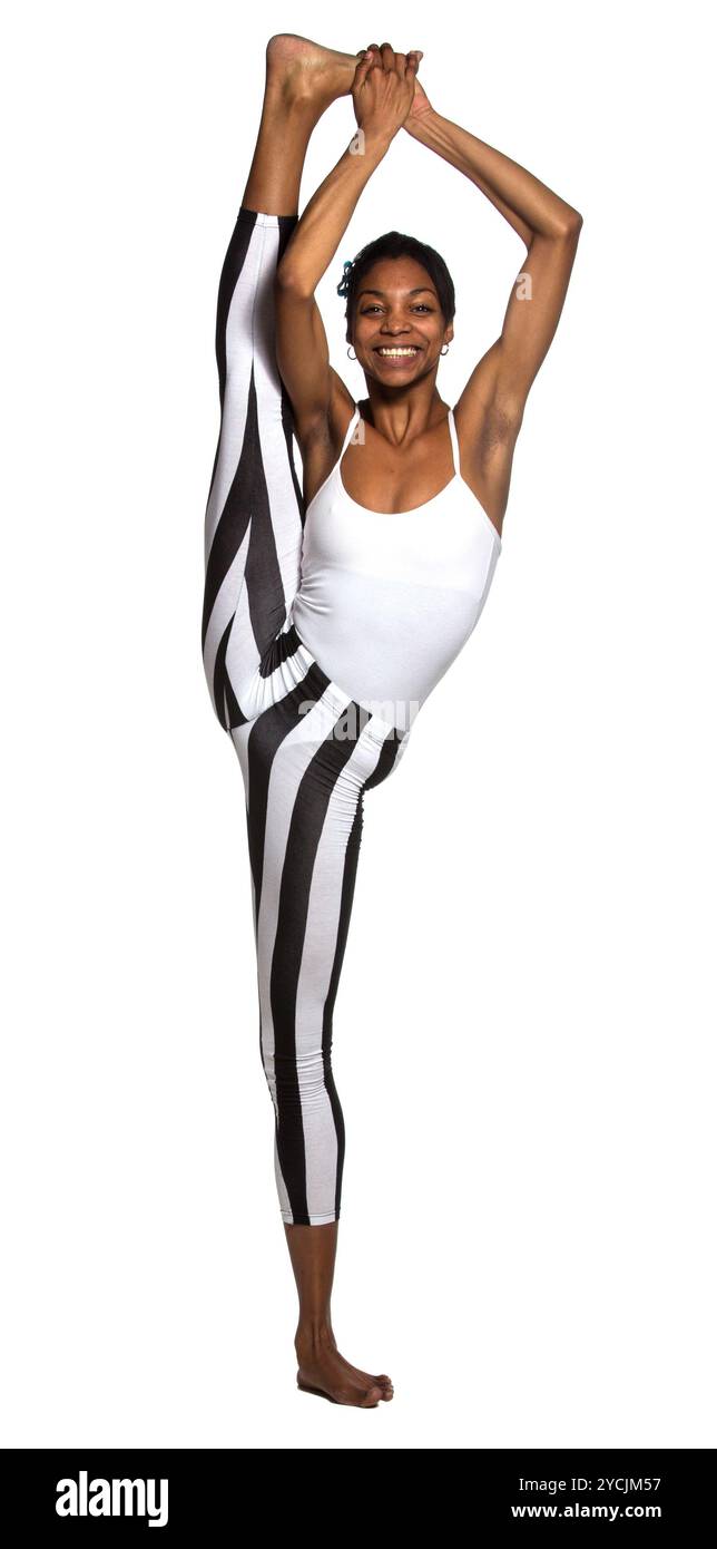 Vertical splits. Latina dancer girl Stock Photo - Alamy