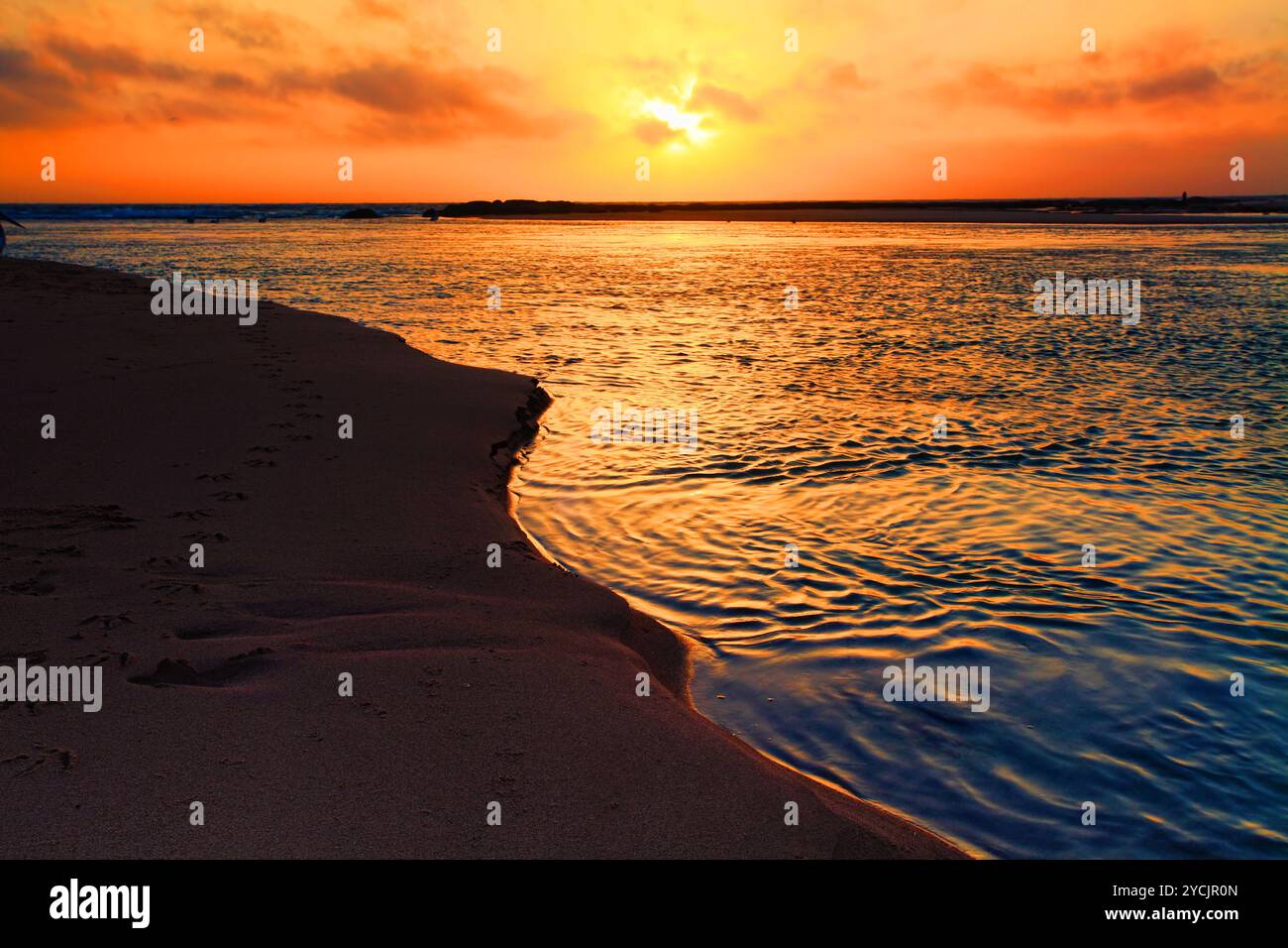 Runrise hi-res stock photography and images - Alamy