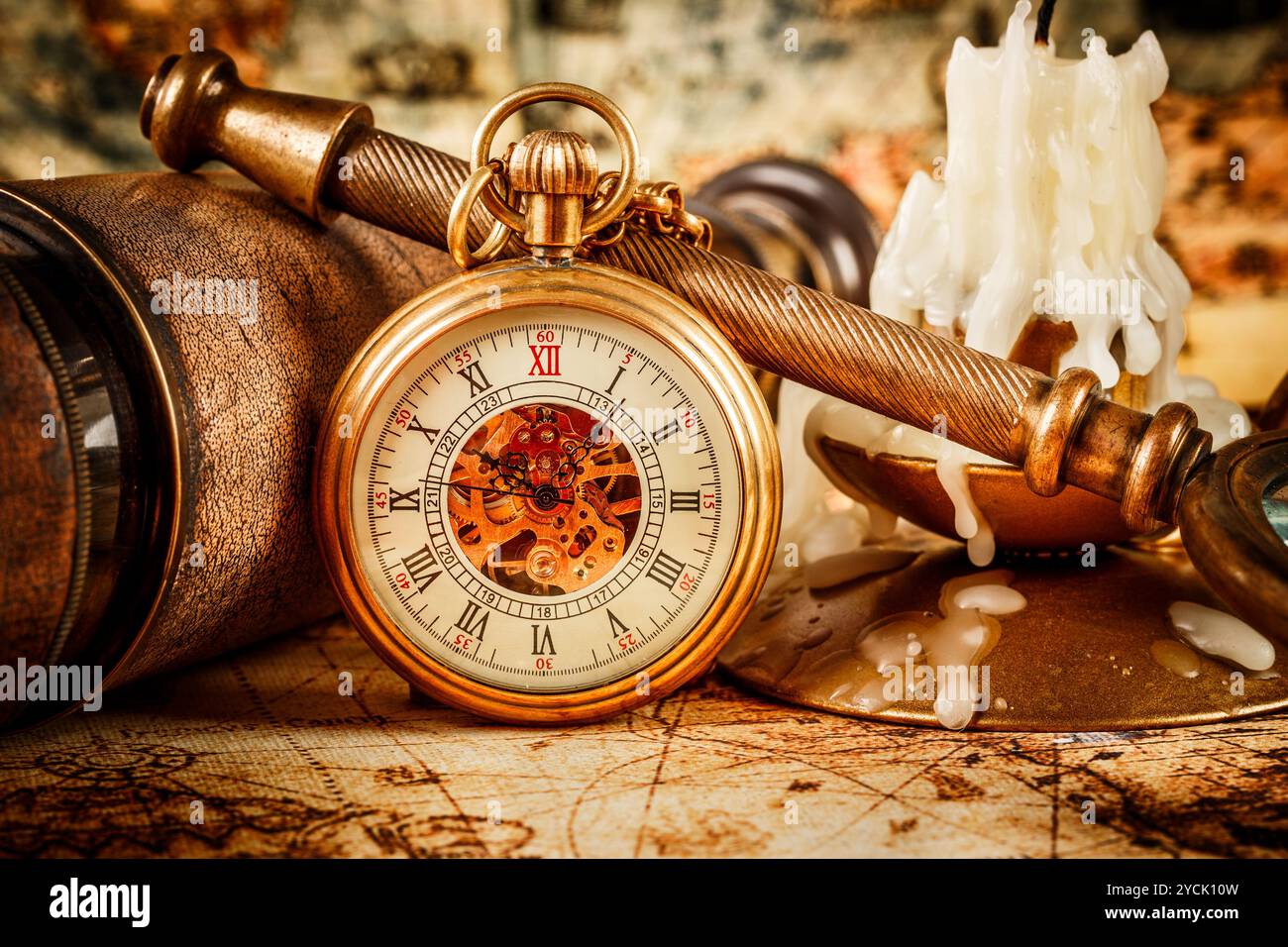 Vintage pocket watch Stock Photo - Alamy