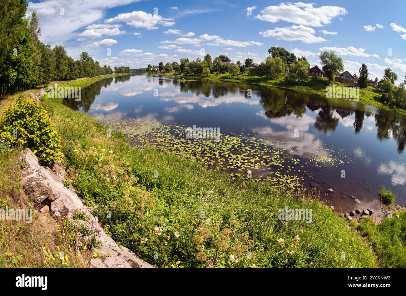 Beautiful summer landscape river hi-res stock photography and images ...