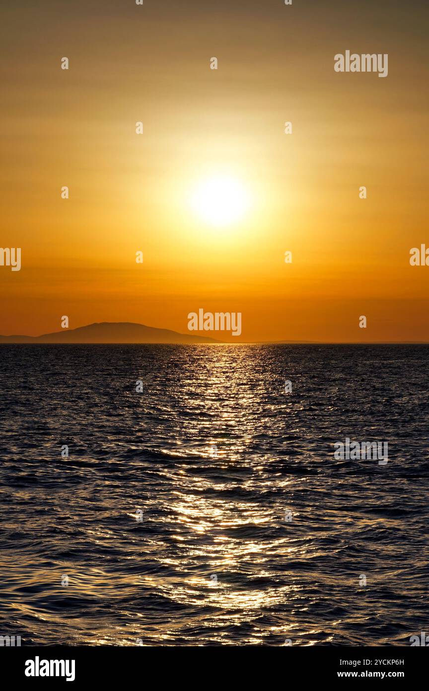 Aerial sun flare view port hi-res stock photography and images - Alamy
