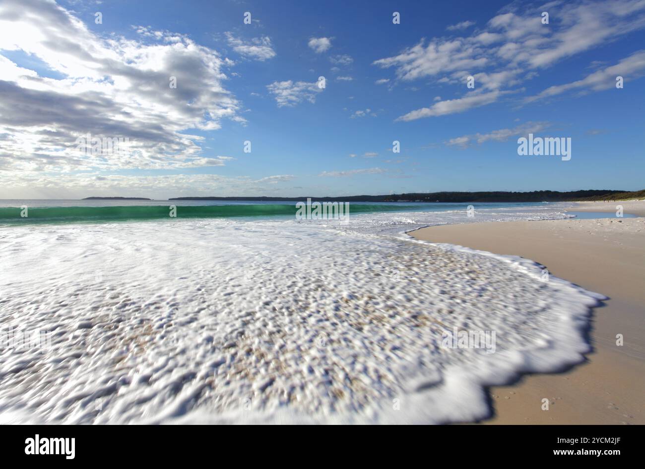 Morning light on the pristine beaches of Australia Stock Photo - Alamy