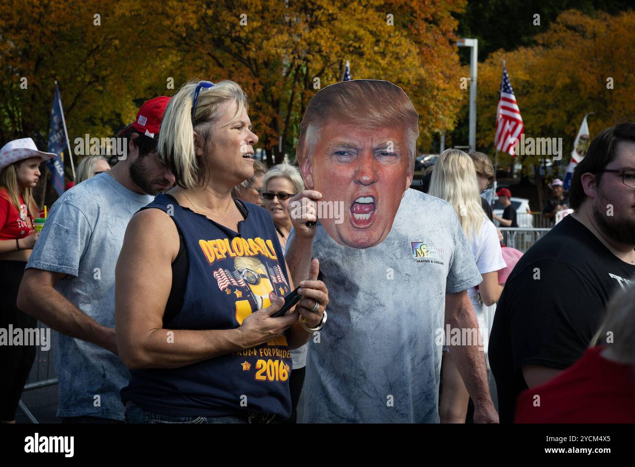 Duluth, Georgia, USA. 23rd Oct, 2024. Donald Trump supporters queue for ...
