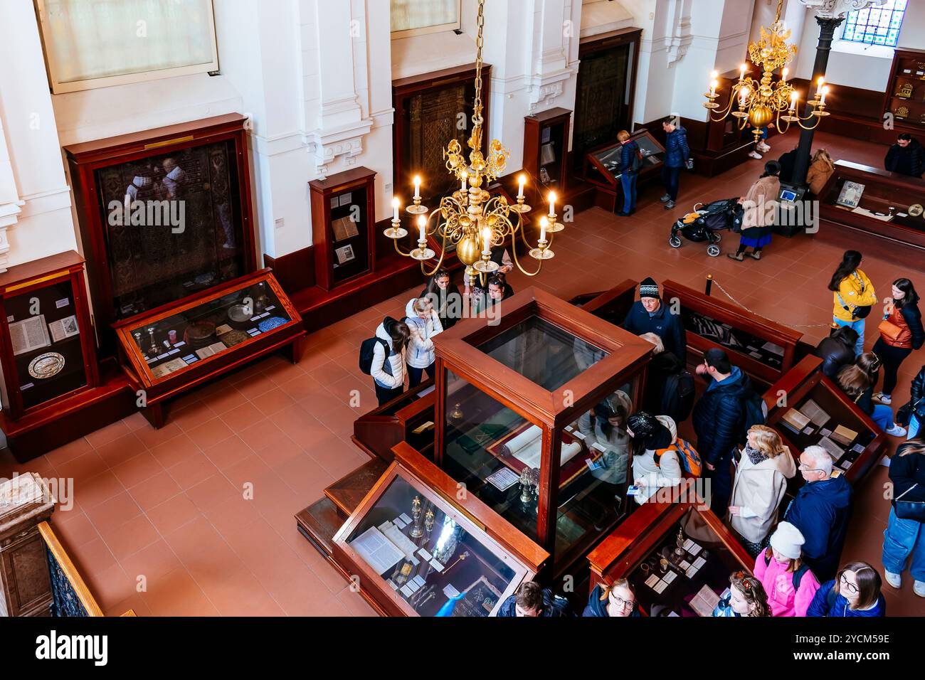 The Klausen Synagogue is nowadays the largest synagogue in the former ...