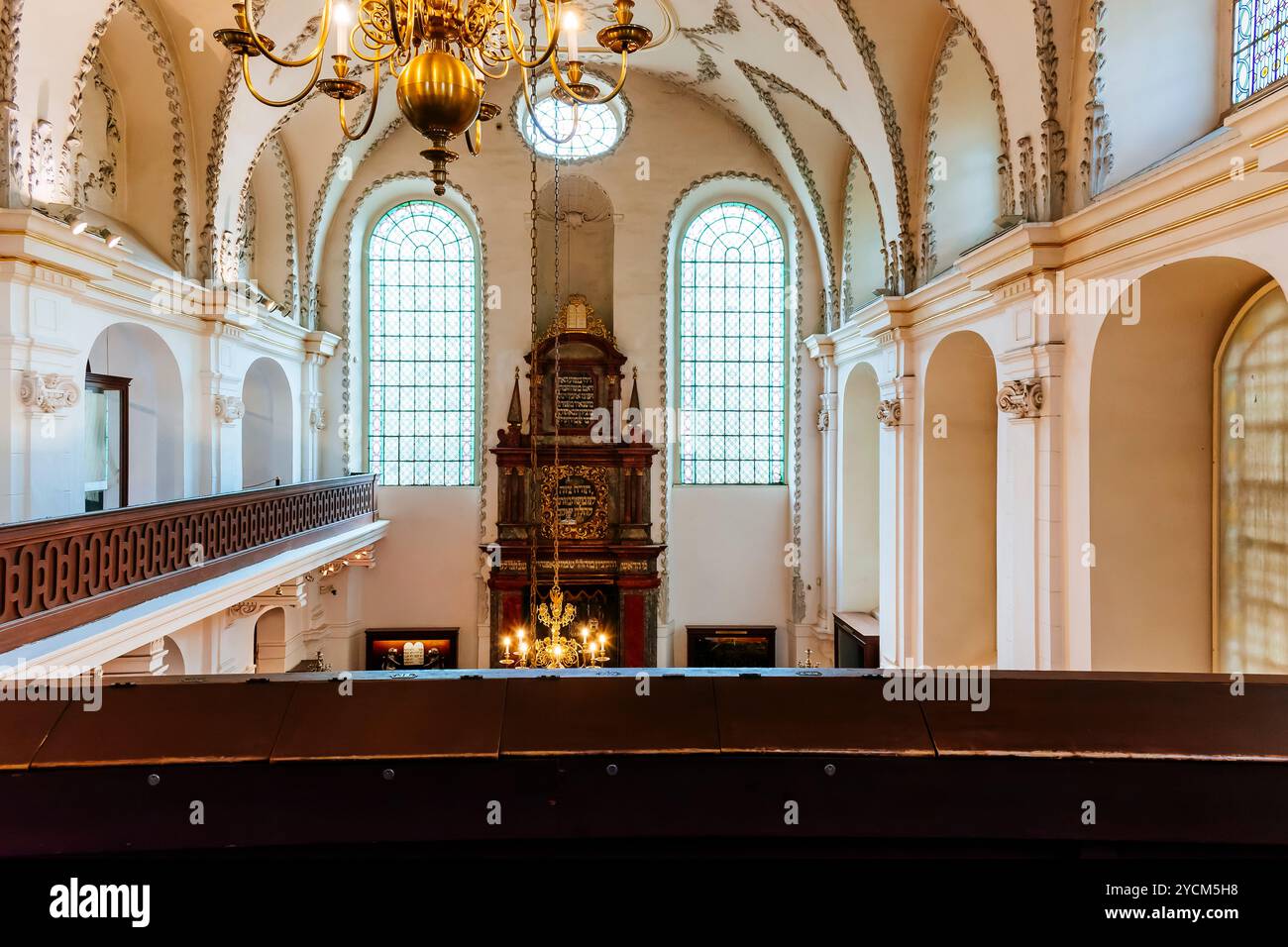 The Klausen Synagogue is nowadays the largest synagogue in the former ...