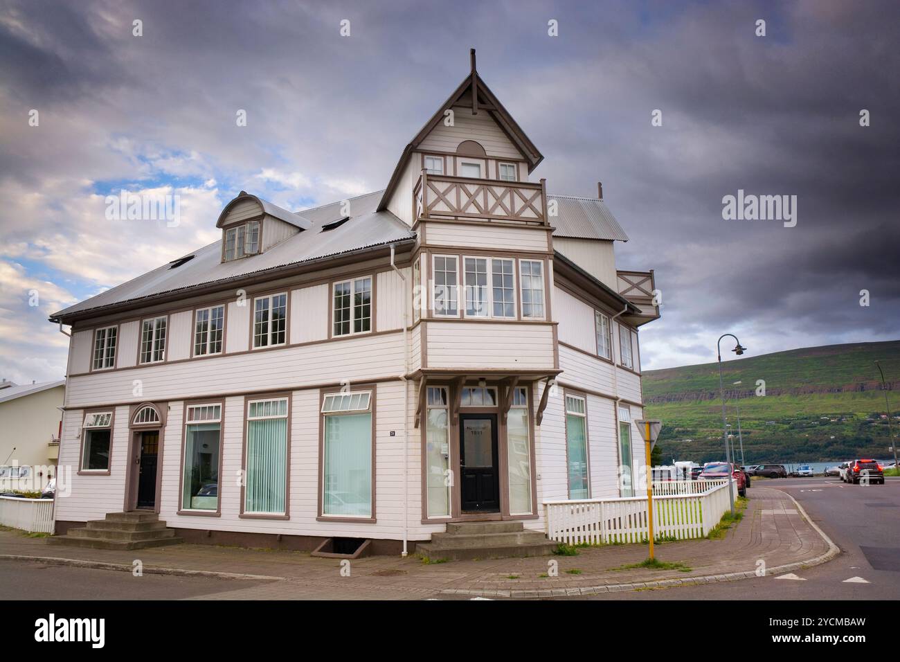 One large classic houses hi-res stock photography and images - Alamy