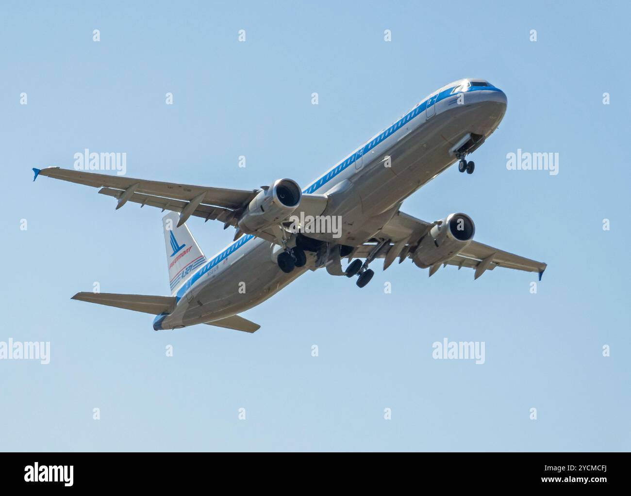 An American Airlines Airbus A321-231 with Piedmont Airlines paint ...