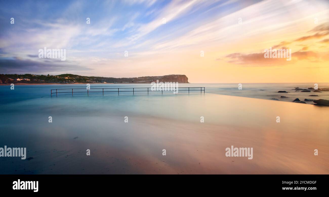 The beach at high water hi-res stock photography and images - Alamy