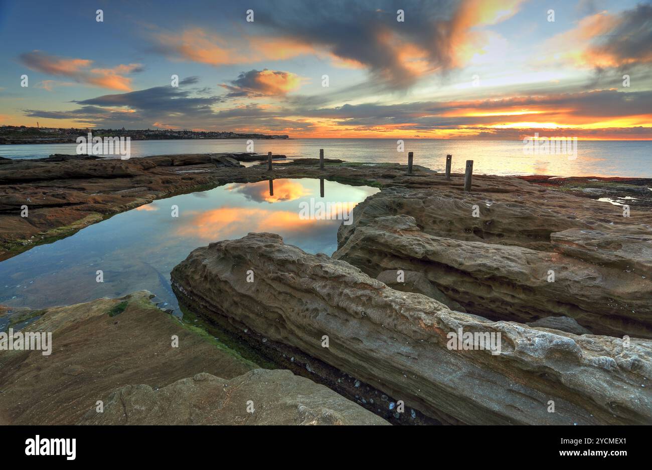 Coogee rock pool hi-res stock photography and images - Alamy