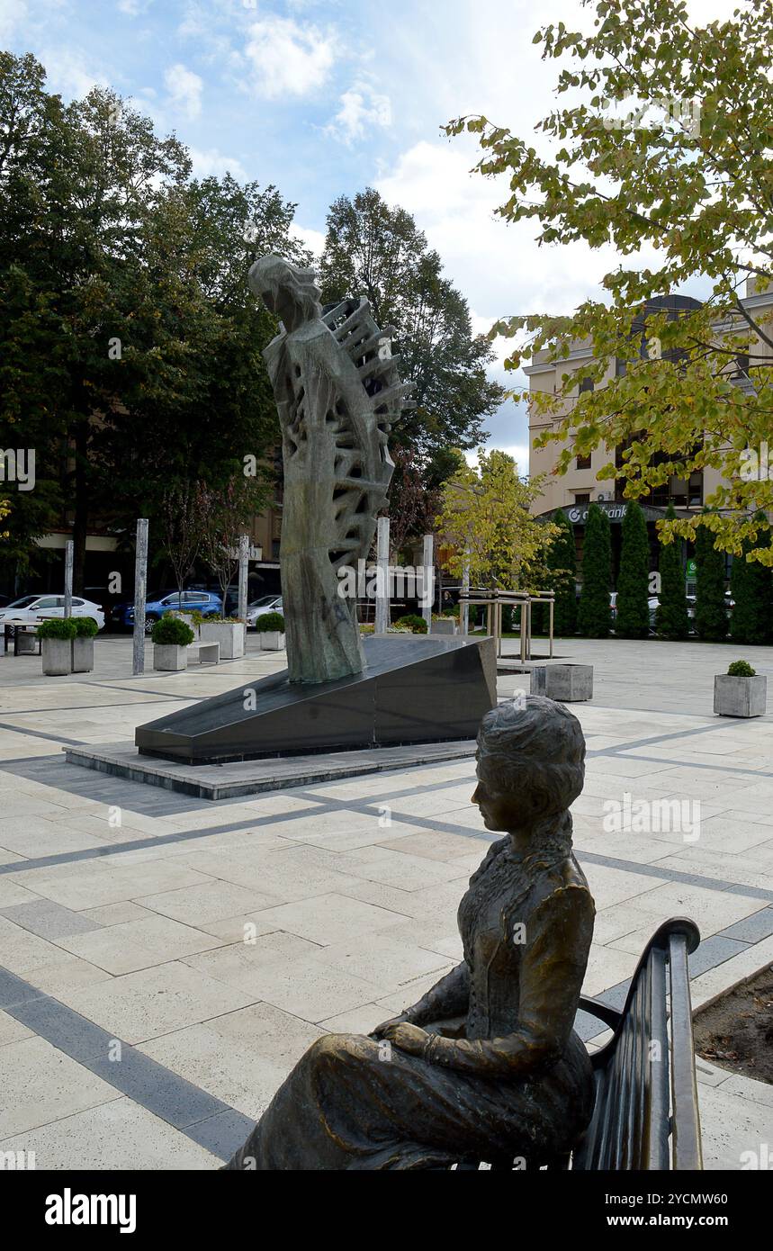CHISINAU, MOLDOVA - 7 OCTOBER 2024: Statue of seated Veronica Micle on ...