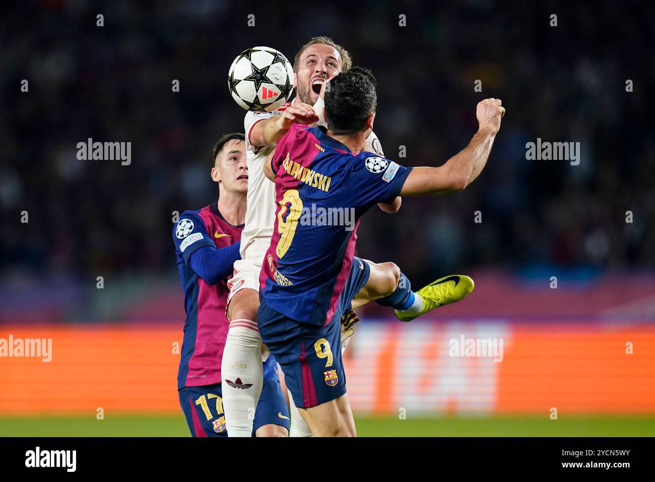 Harry Kane of Bayern Munich and Robert Lewandowski of FC Barcelona ...
