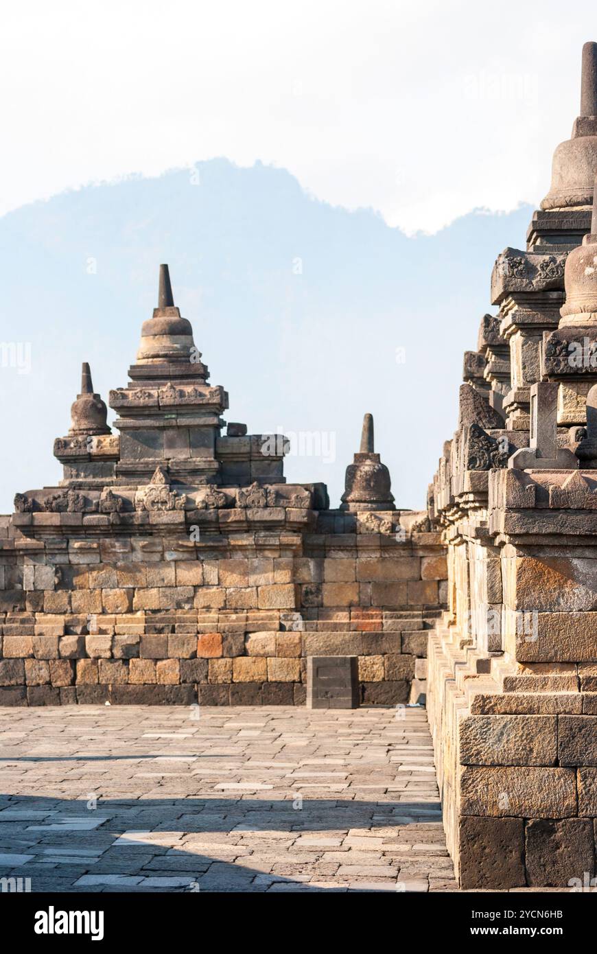 Buddhist temple Borobudur, Magelang, Indonesia Stock Photo - Alamy
