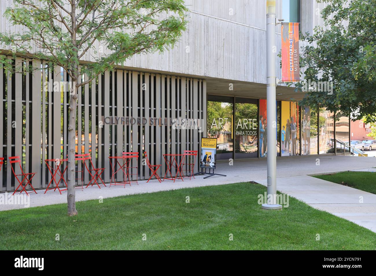 Clyfford Still Museum, with nine galleries of vibrant artwork, in ...