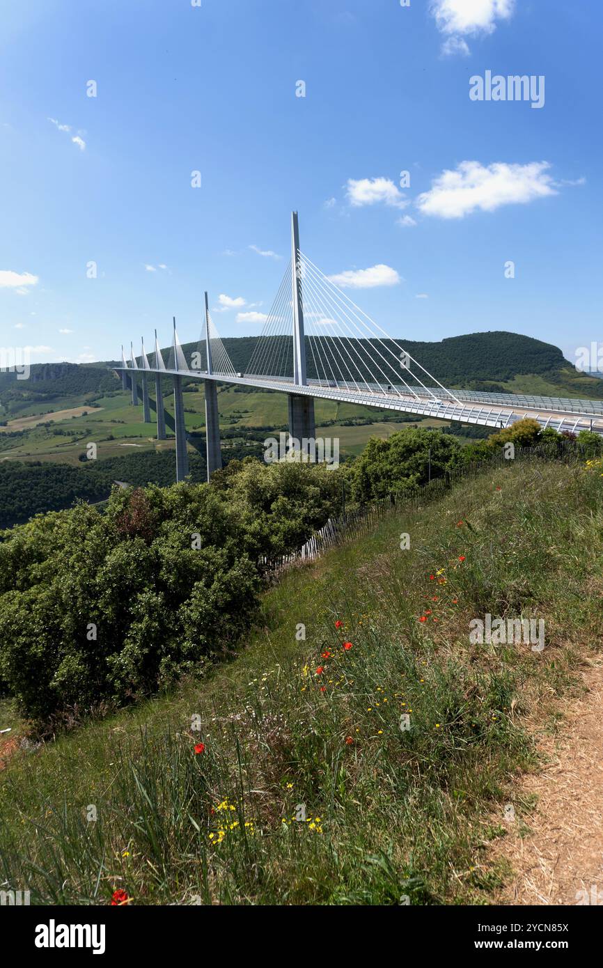 Valley bridge viaduc de millau hi-res stock photography and images - Alamy