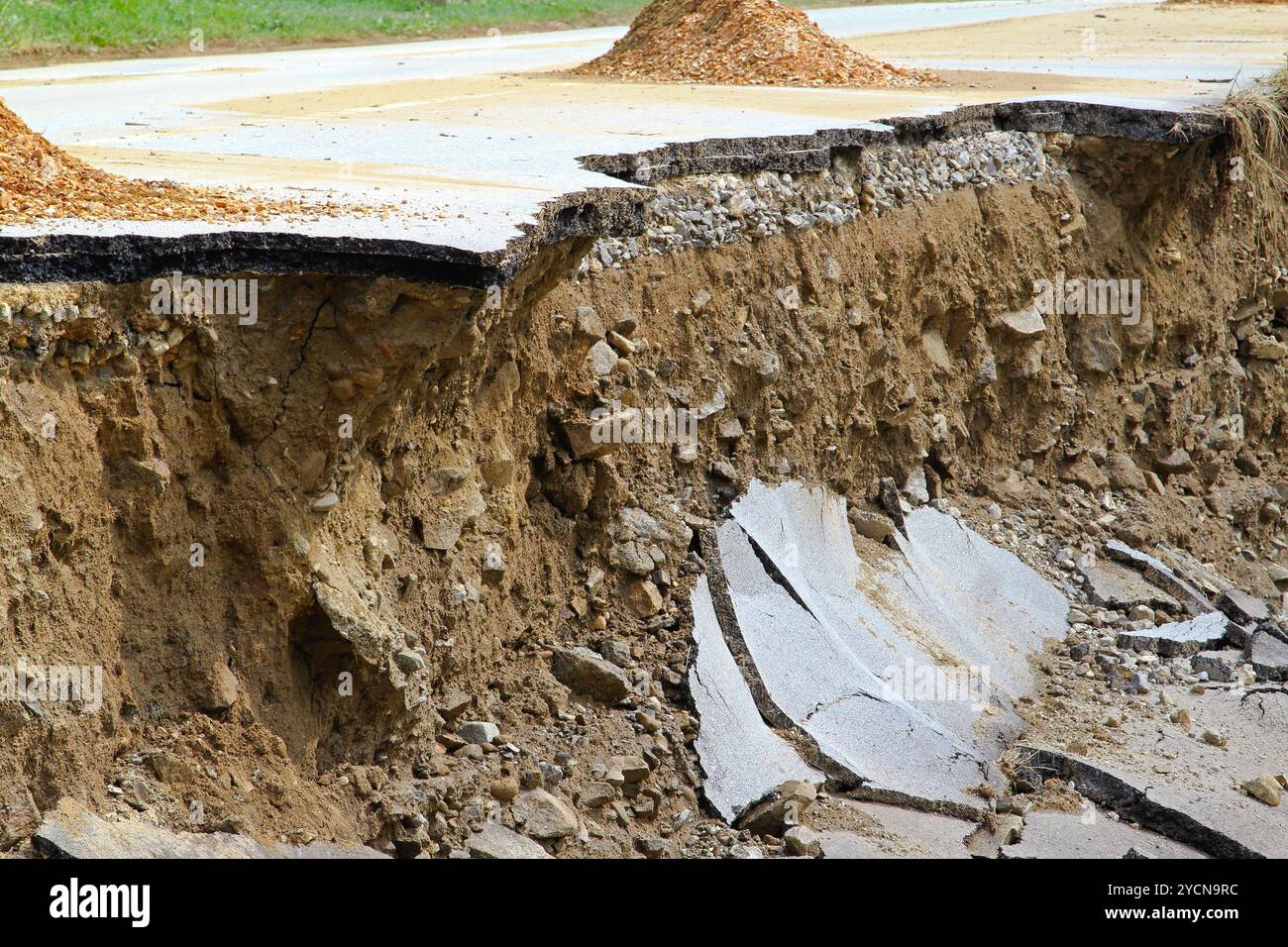Landslip road hi-res stock photography and images - Alamy
