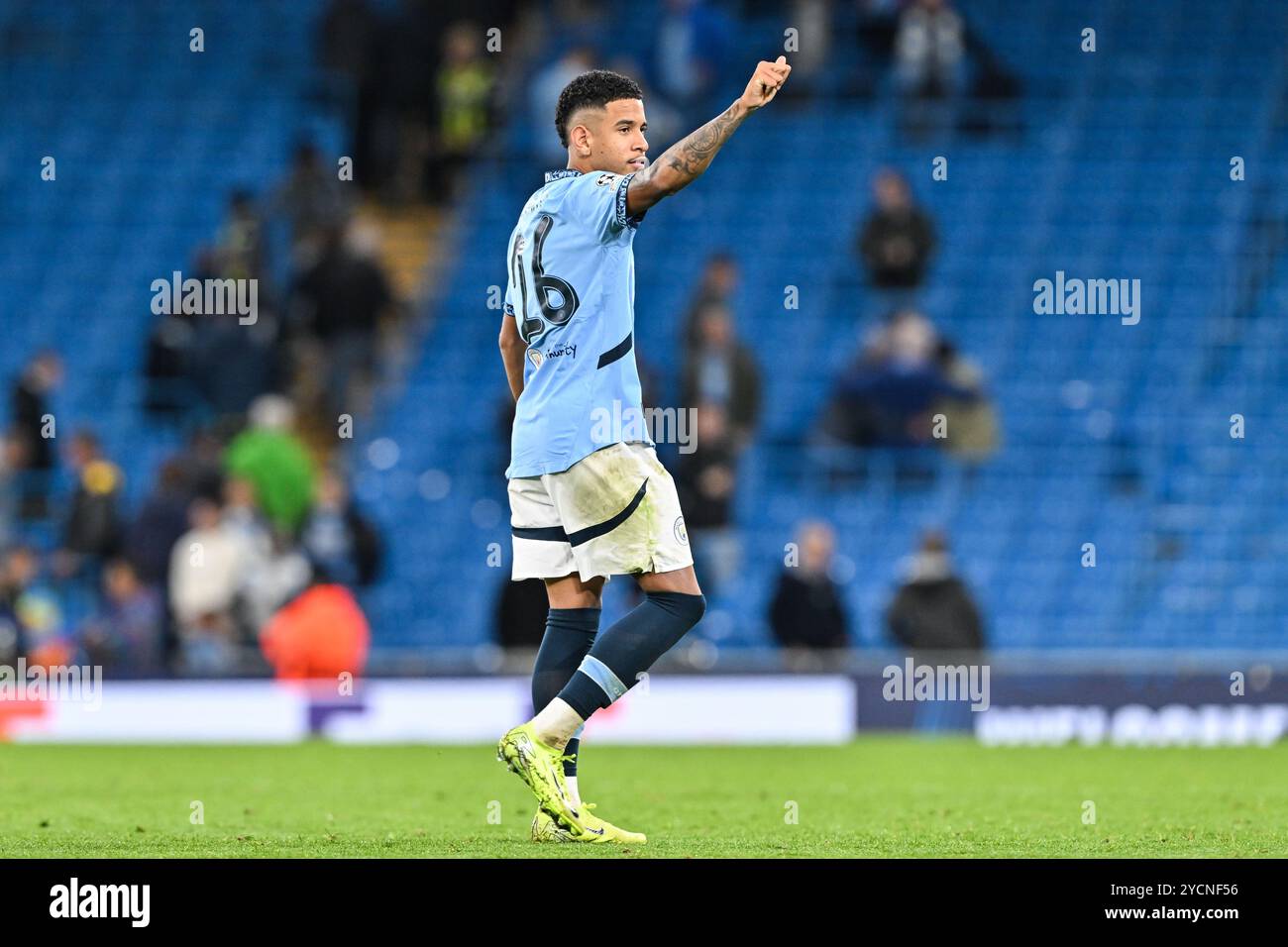 Sávio of Manchester City waves to the fans after the UEFA Champions ...