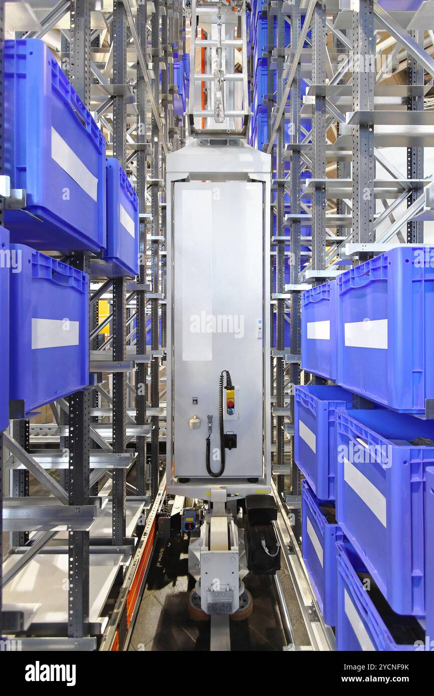 Automated container logistics hi-res stock photography and images - Alamy