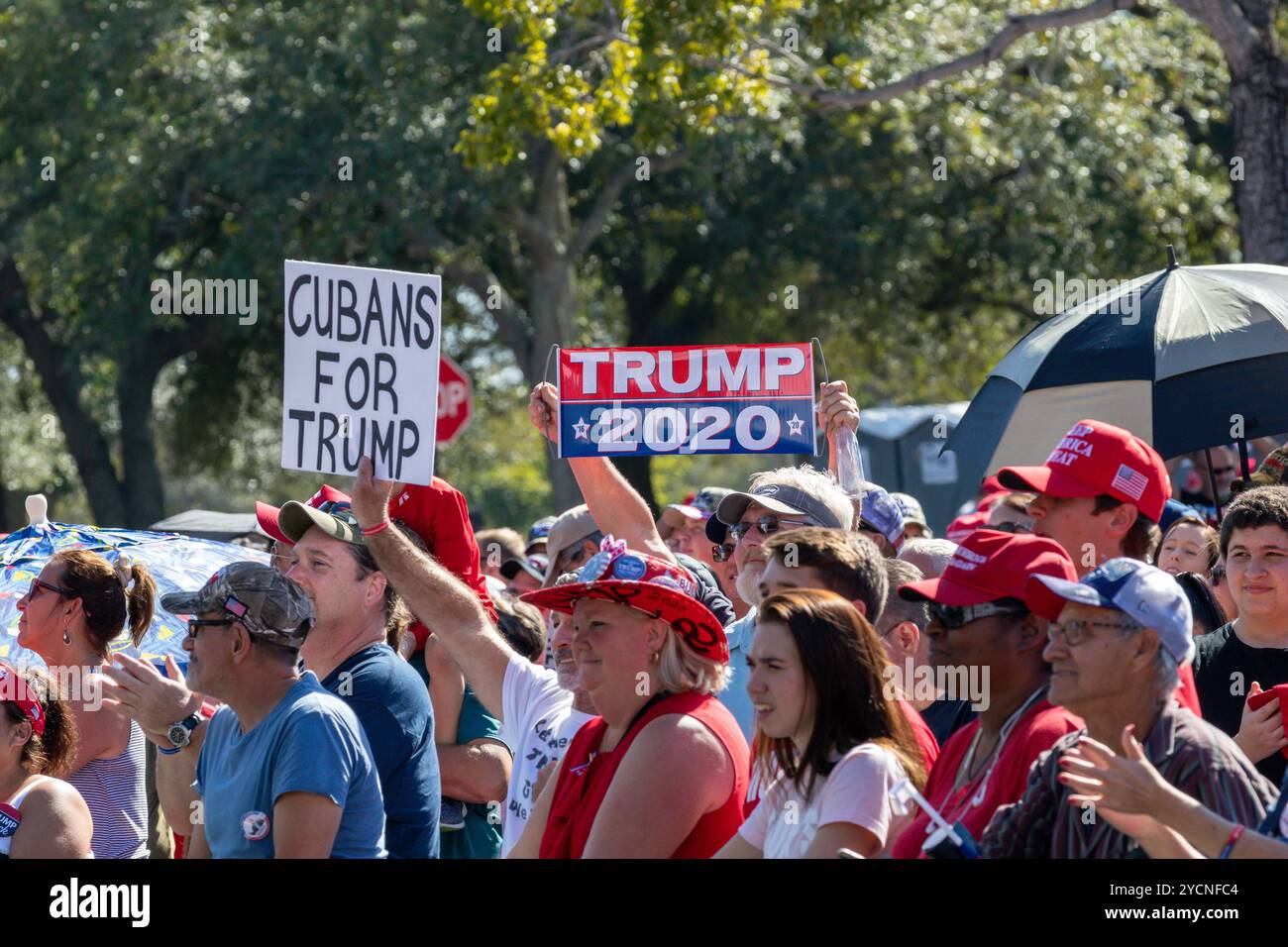 Sunrise, Florida, USA. 19th October 2024. Donald Trump supporters ...