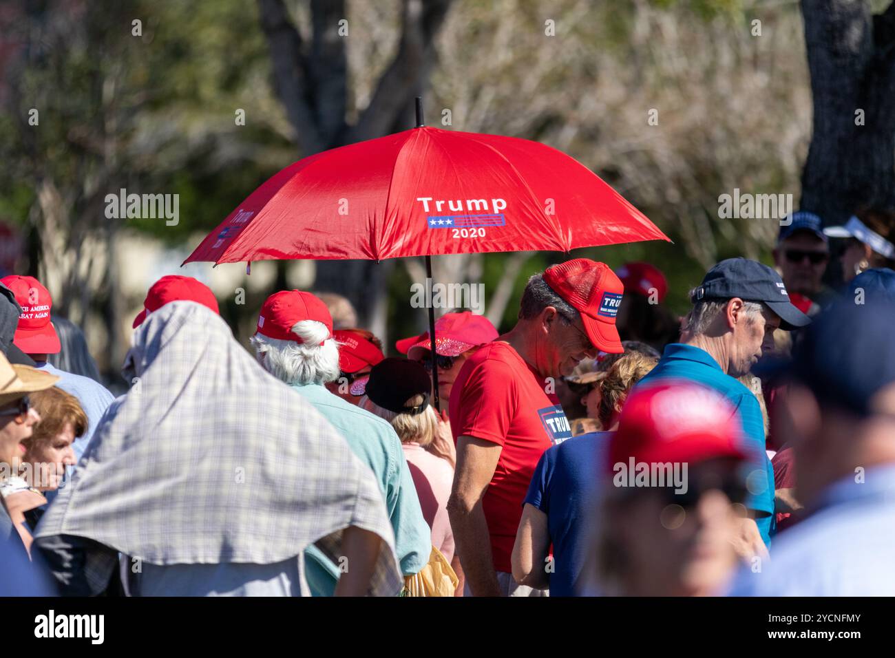 Sunrise, Florida, USA. 19th October 2024. Donald Trump supporters ...