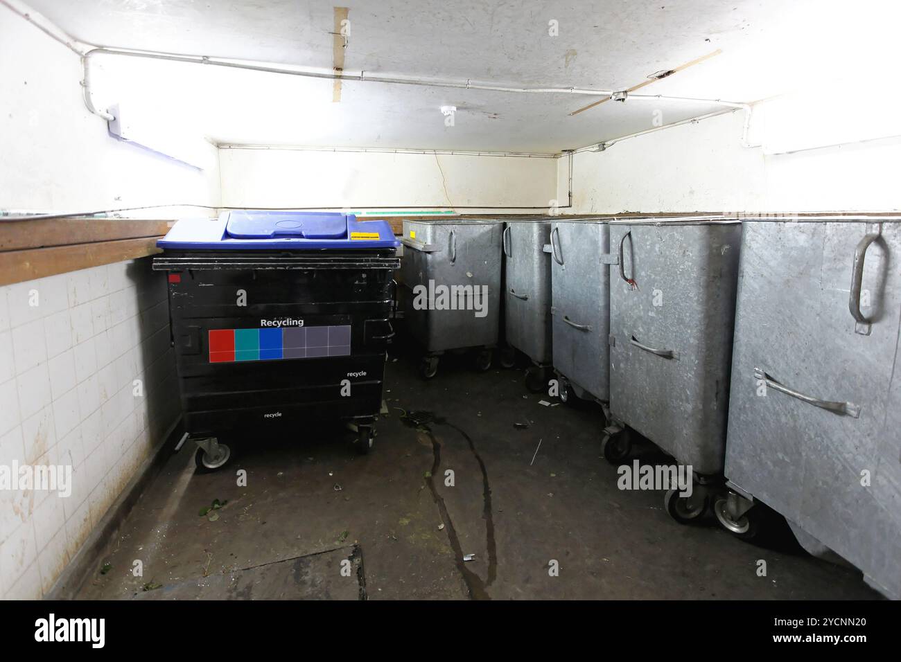Trash room hi-res stock photography and images - Alamy