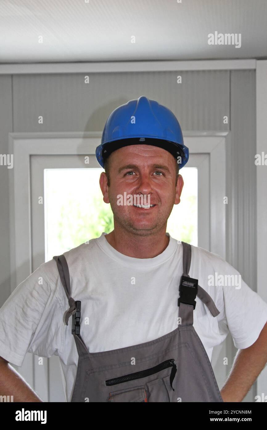 Portrait professional construction worker hi-res stock photography and ...