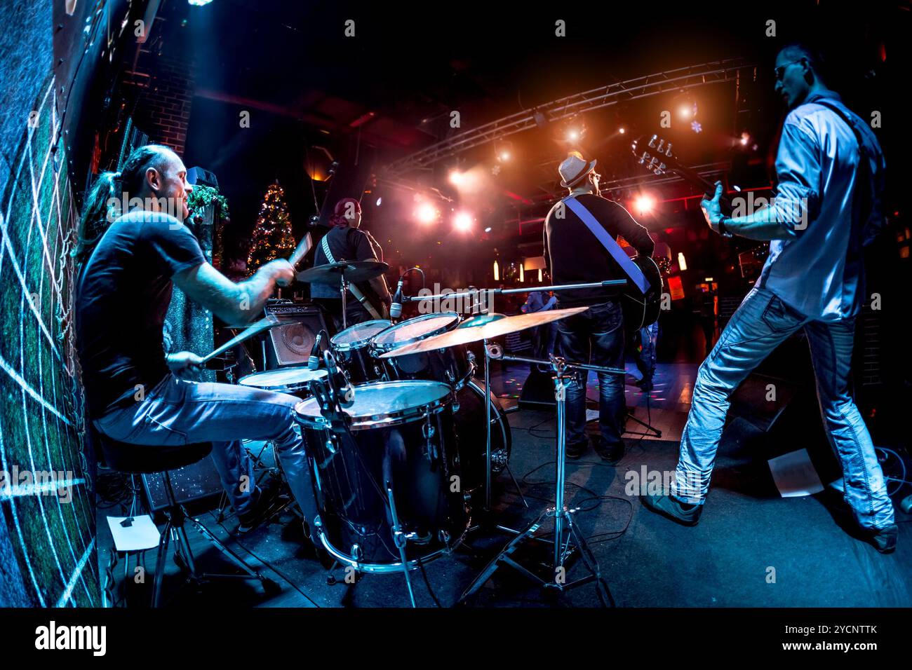 Group playing on stage hi-res stock photography and images - Alamy