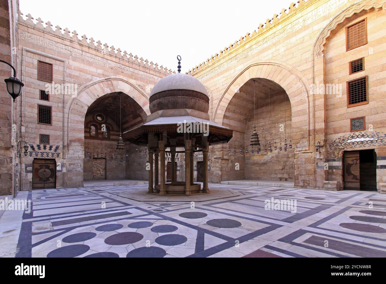 Fountain egypt cairo islam old hi-res stock photography and images - Alamy