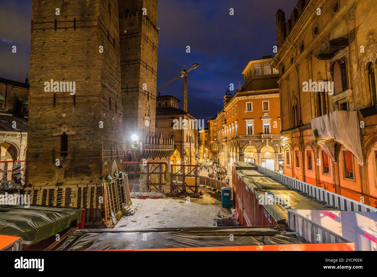 Construction site sunset area building hi-res stock photography and ...