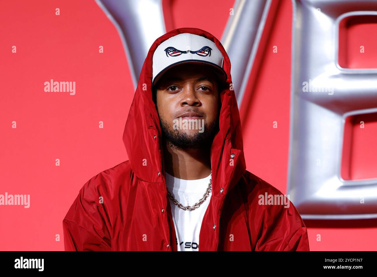 Chip poses for photographers upon arrival at the premiere of the film ...