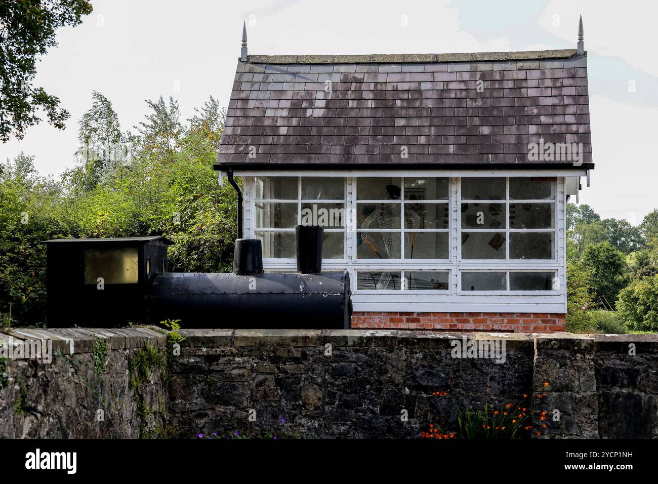 Former gnr signal box hi-res stock photography and images - Alamy