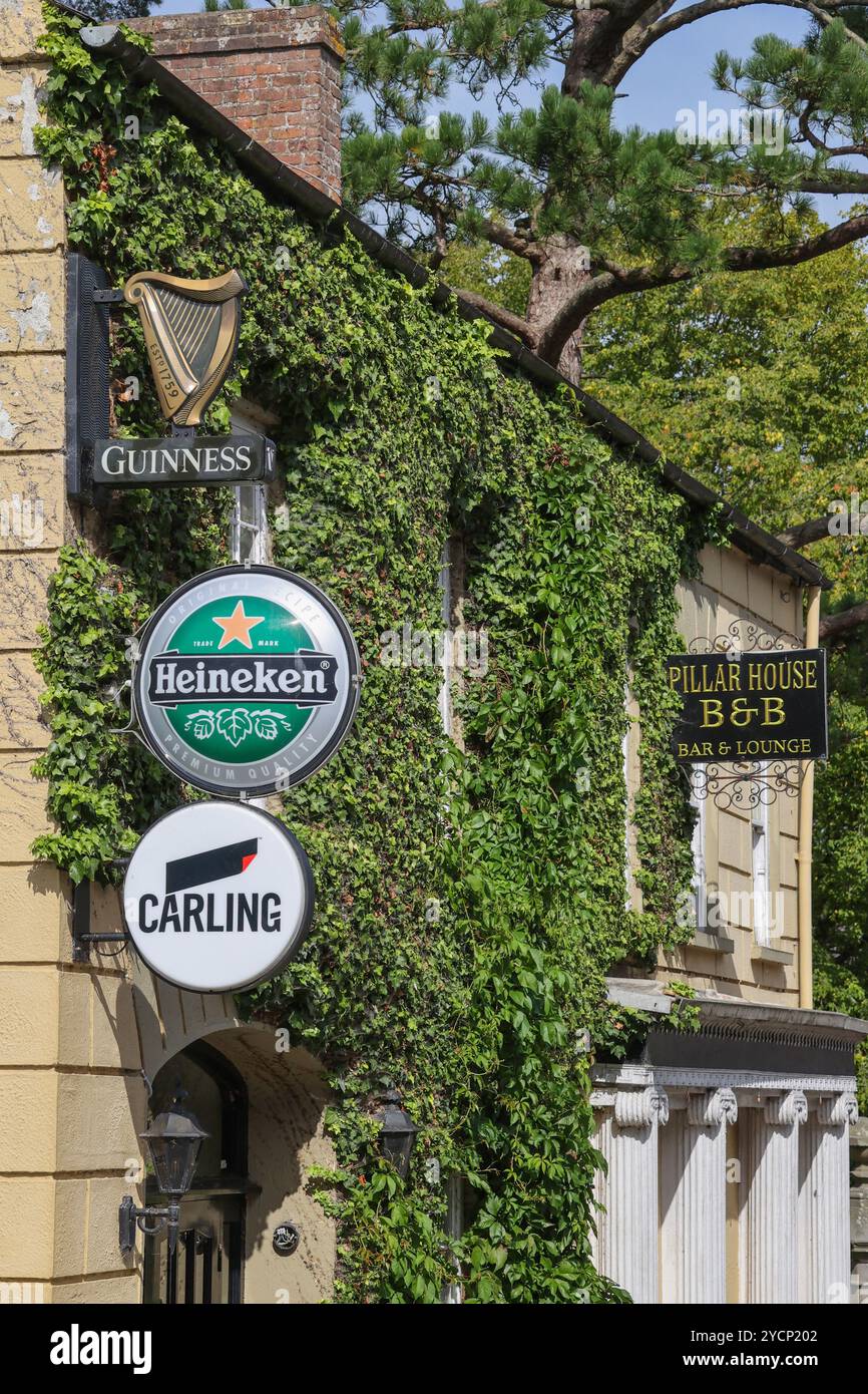 Alcoholic drink signs on wall Ireland, Pillar House B&B Bar & Lounge ...