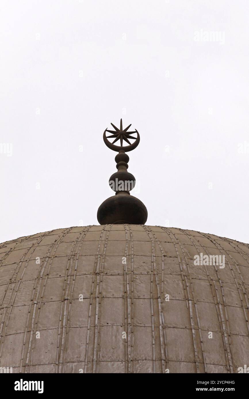 Arabic dome hi-res stock photography and images - Alamy