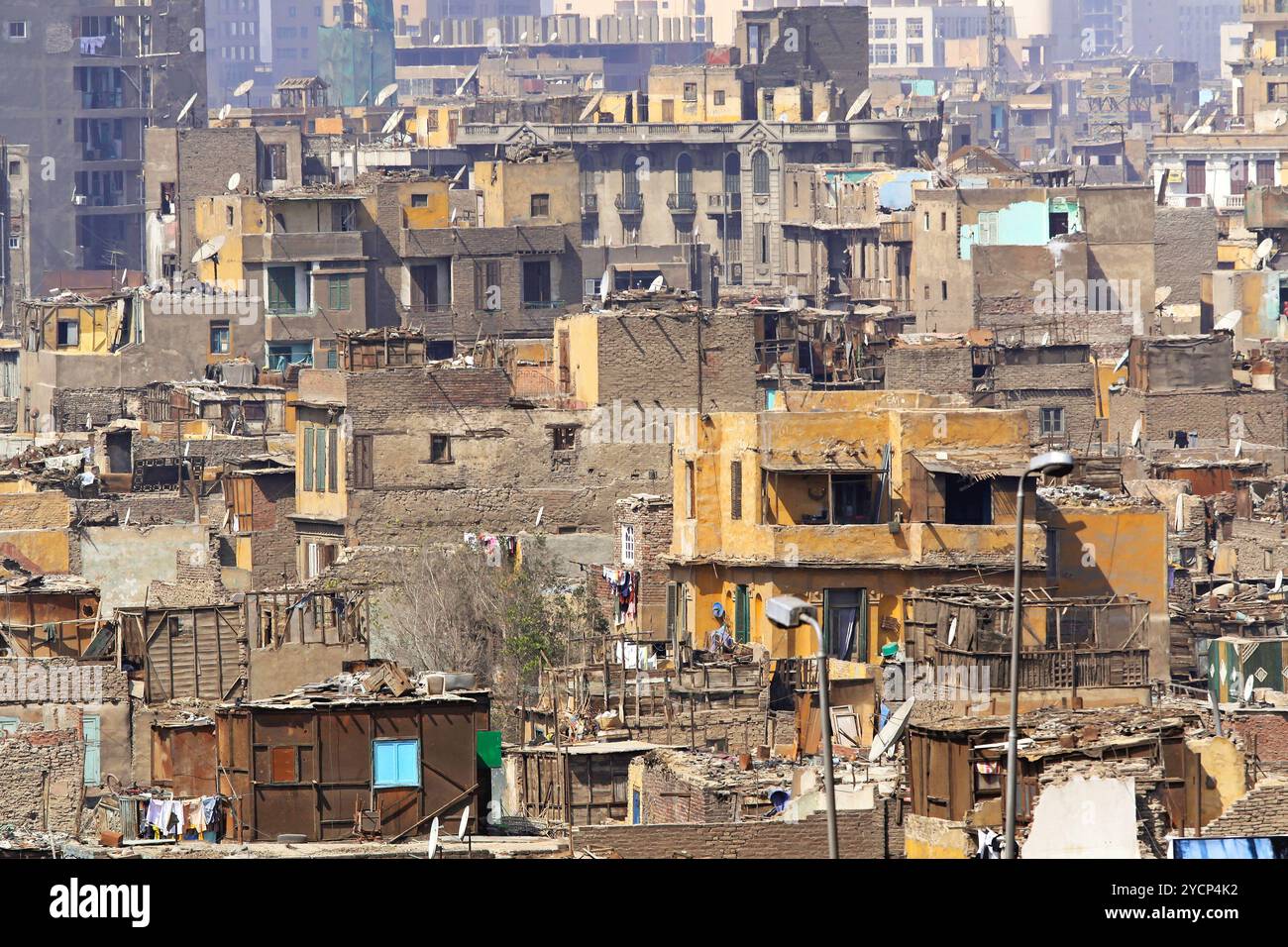 Middle east homes hi-res stock photography and images - Alamy