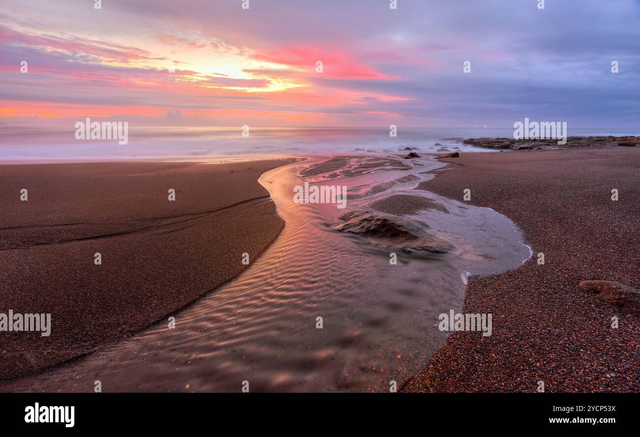 Coalcliff beach hi-res stock photography and images - Alamy