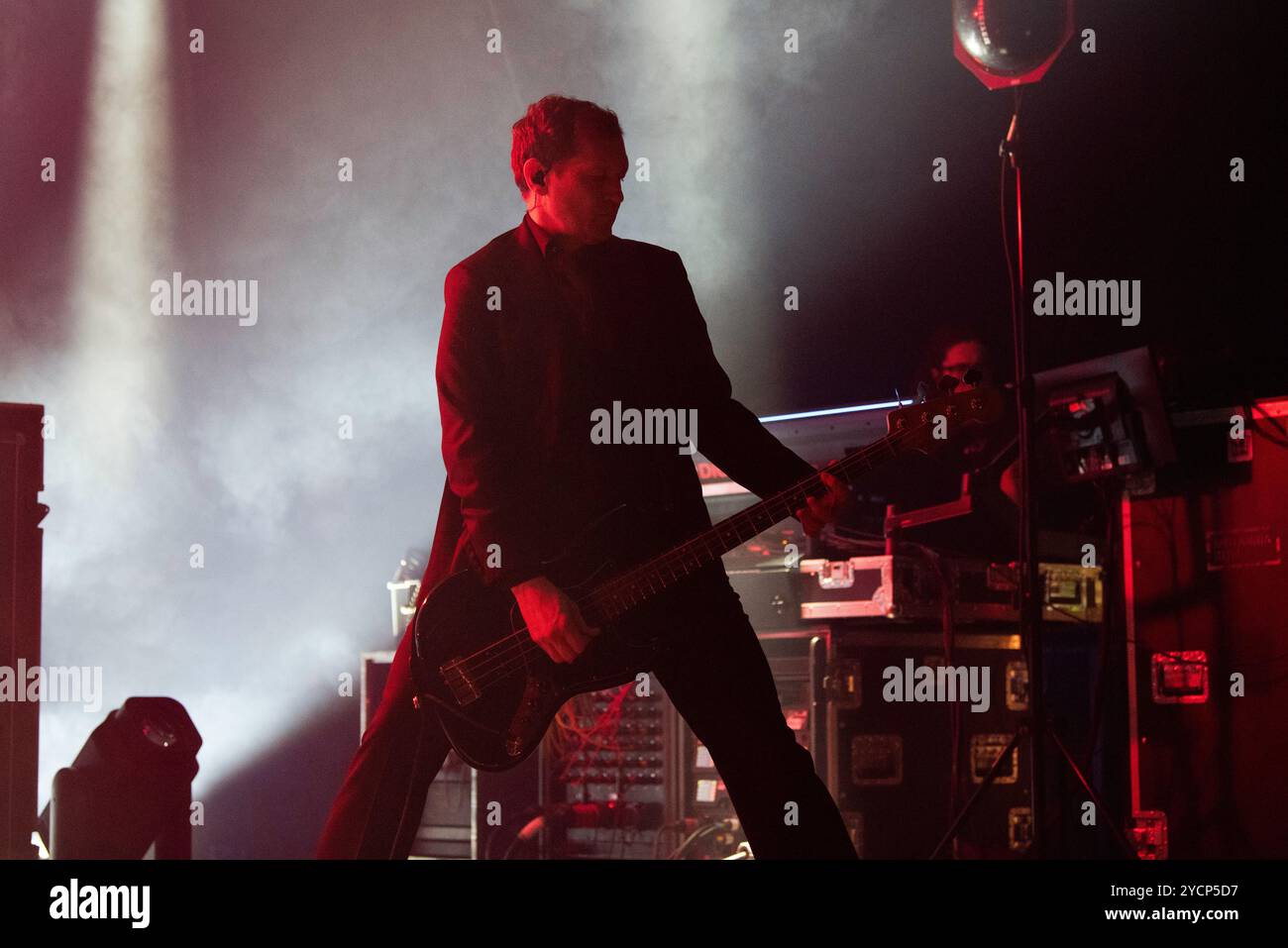 Interpol bassista hi-res stock photography and images - Alamy