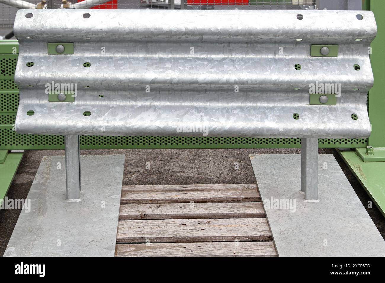 Highway divider hi-res stock photography and images - Alamy