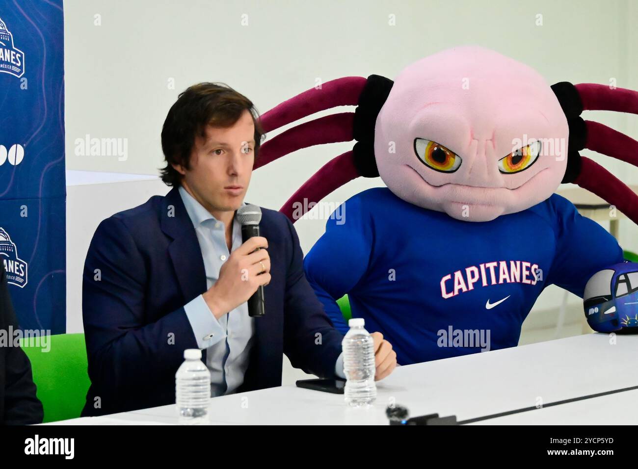Mexico City, Mexico. 23rd Oct, 2024. Mexico City Capitanes Team ...